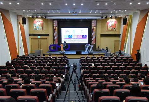 ”cmu First Contact” การปฐมนิเทศนักวิจัยยุทธศาสตร์เชิงรุก มช ประจำปี 2566 สำนักงานบริหารงาน