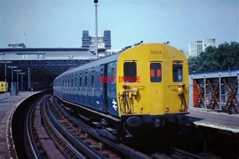 Photo Sr 4 Epb Class 415 4 Car Emu No 5043 At Charing Cross 0775 £200