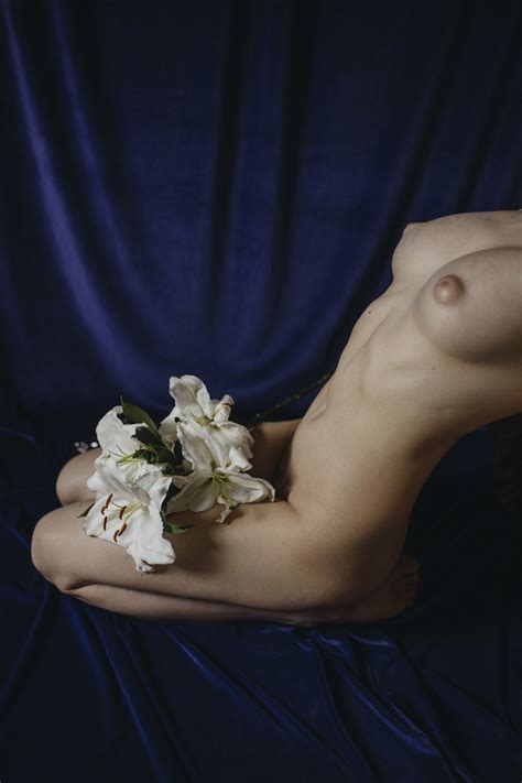 Naked Artistic On Twitter New Self Portraits Set By Mihaylova Full Set Available On