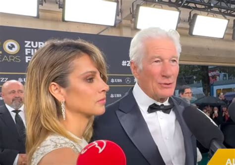 Той обичаше най красивата жена и намери щастието с дъщерята на приятеля си на 80 Любовният