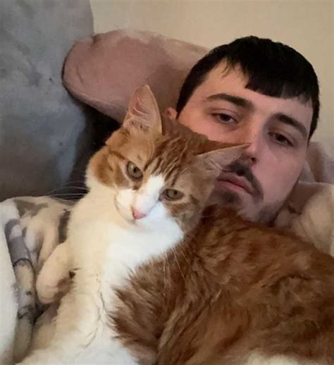 Tom Cat S Instagram Twitter Facebook On Idcrawl