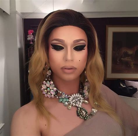 Pin By Megan Smith On Ivana Taupe Face Makeup Halloween Face Makeup