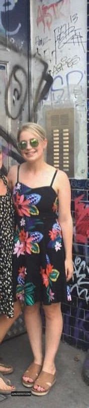 Emily Kaplan Feet Aznudefeet