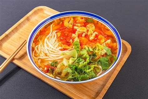 西红柿鸡蛋面 花瓣网