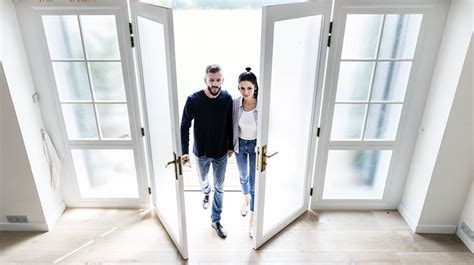 Sexual Escalation With Shy Girls Vs Not Shy Girls Girls Chase