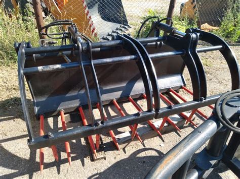 Вилы универсальные для погрузчика с телескопической стрелой