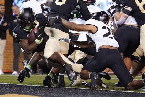No 13 Wake Forest Aims To Keep Rolling In Acc Game With Bc Ap News