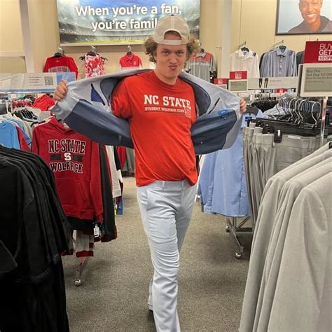 Jonathan Perry Jonathanperryjr • Threads Say More Jonathan Perry Jonathanperryjr • Threads Say More