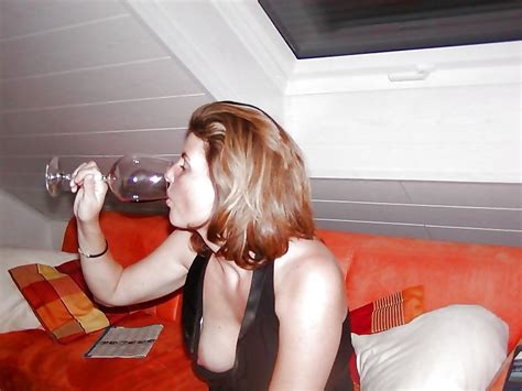 Naked Or Topless Girls Having A Drink And Relaxing Photo 5 40
