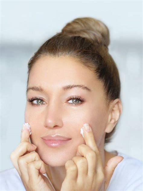 How To Use Retinoids The Indian Express