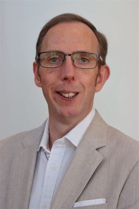 Monolithic Platforms — A Big Block On Progress Data Centre Solutions