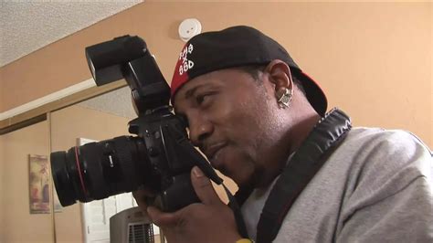 大黑婊子被一个黑婊子干 Xhamster