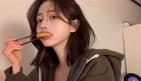 차홍아르더 본점 수석실장 박다은 꾸안꾸 중단발 레이어드 플리츠컷 🖤 차홍아르더박다은 어깨에 닿아 자연스럽게 뻗치는 중단발 기장 플리츠컷 겉단의 자연스러운