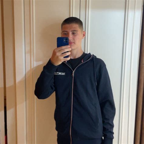 Sam Otoole Sam Otoole29 Snapchat Stories Spotlight And Lenses