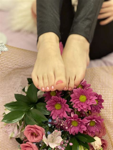 Tw Pornstars Diana Feet 👑 Soles Toes Pictures And Videos From