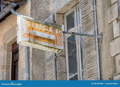 Singer Logo On A Wall Editorial Image 90188622