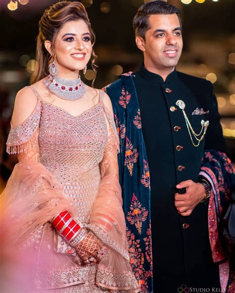A Lavish Hindu Wedding With Amazing Clicks Hindu Wedding Indian