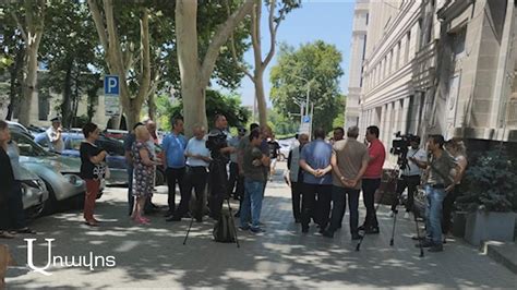 «Փող չենք ուզում՝ արդարություն ենք ուզում․ Ֆիրդուսի թաղամասի բնակիչների բողոքը Youtube