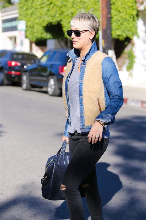 Kaley Cuoco Casual Style Out In Los Angeles November 2014 • Celebmafia