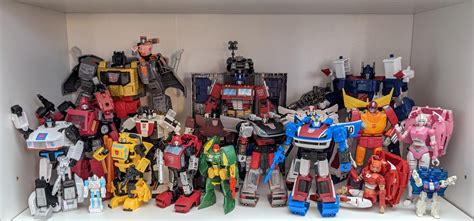 1040 Best Autobots Images On Pholder Transformers Transformemes And