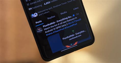 chrome on your pixel will let you minimize tabs in a pip window