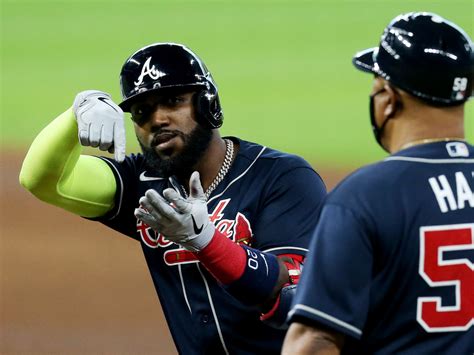 Marcell Ozuna Contract Braves Retain Slugger At Reduced Salary