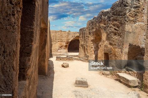 키프로스의 왕릉 박물관 파 포스 고고학 박물관 키프로스에있는 왕의 무덤 단지 키프로스 섬의 박물관 파 포스 여행 파 포스의 고고학 유적지 0명에 대한 스톡 사진 및 기타