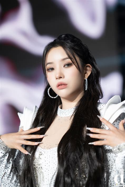 더쿠 여자 아이들 Super Lady 뮤직비디오 디스패치 화보 