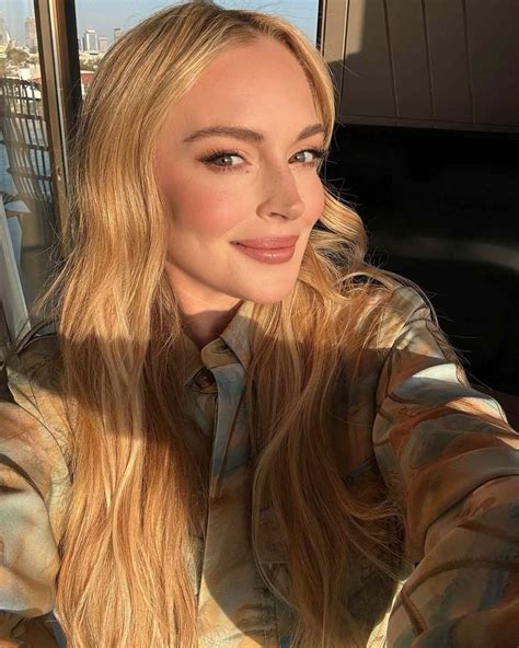 Lindsay Lohan Shares All The Secrets Behind Her “soft Gloss Blonde”