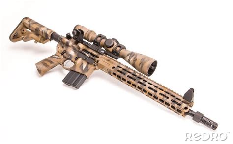 Obraz Ar 15 Style Rifle With Desert Camouflage Pattern And Optic Na