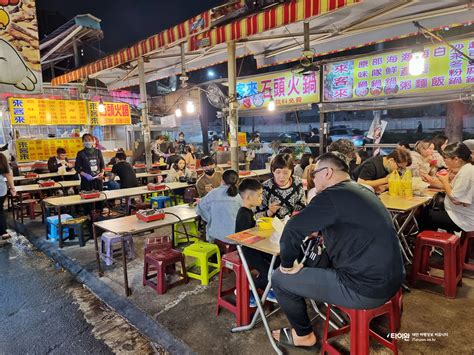 가오슝 제일 유명한 야시장 루이펑 야시장 대만 야시장 쇼핑 아이타이완
