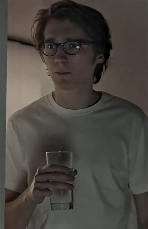 Paul Dano Glasses