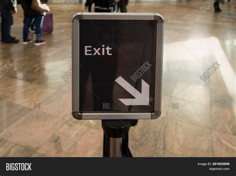 Bilingual Exit Sign Image Photo Free Trial Bigstock