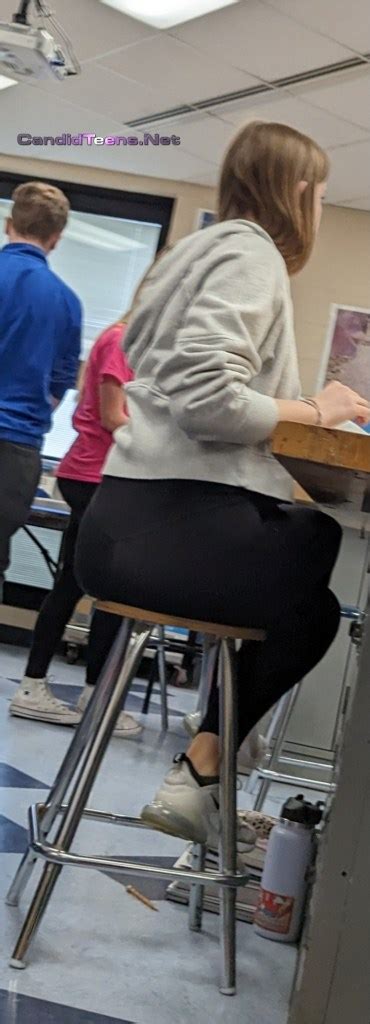 Sexy Hs Teen Legging Ass At Library Candid Teens