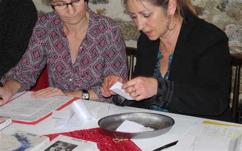 Bibliothèque Patrick Deville Lauréat Du Club Lecture Le Télégramme