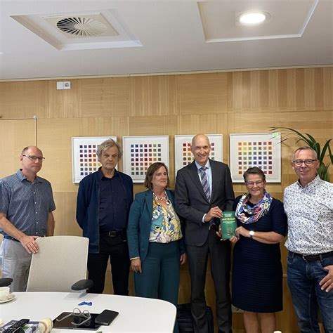 Esther Beukema Worstelde Sinds Haar Tienerjaren Met Ernstige Psychische