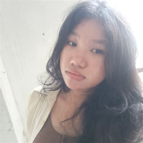 𝒍𝒐𝒘𝒔𝒐𝒍𝒊𝒕𝒖𝒅𝒆𝒔 Ga Paham Aja Sih Cewe Se Cantik Ini Dibiarkan Berkeliaran Duhh Pusing Deh 😞