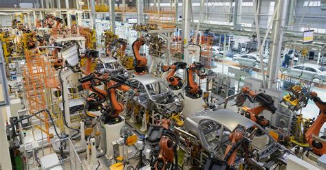 자동차 조립의 현대 기술 자동차 산업의 공장 기계 평면도의 생산 및 조립을 위해 쇼핑하십시오 자동차의 부품을 용접하는 과정