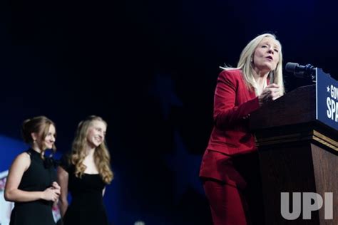 Photo Democrat Spanberger Wins Virginia Governors Race In Richmond