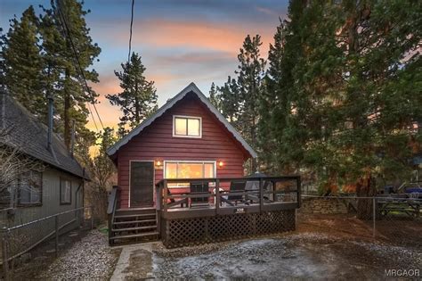 1018 Robinhood Blvd Big Bear City Ca 92314 ®