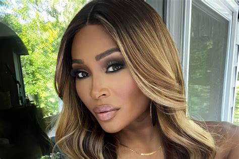Cynthia Bailey Shows Summer Days At Her House Lake Bailey Pics