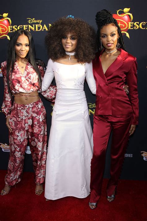 China Anne Mcclain “descendants 2” Premiere In Los Angeles 07 11 2017