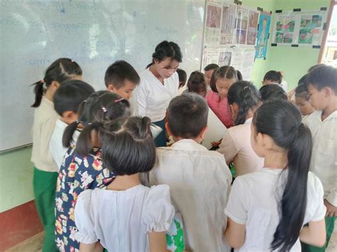 ကာလိမြို့ အ မ က မိုင်းယိုင်း ကျောင်း၌ Mobile Library စနစ်ဖြင့် ကွင်းဆင်းဆောင်ရွက