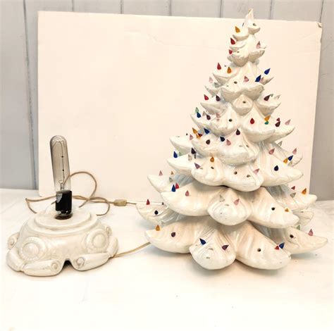 Lot 166 Vintage Ceramic Christmas Tree Large White