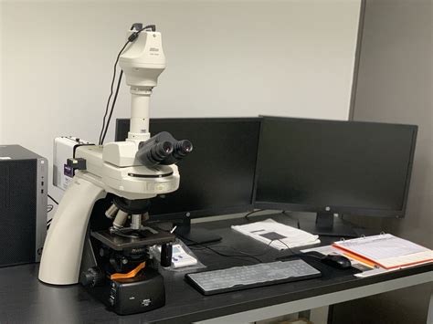 공동기기센터 Flourescence Microscope 형광 현미경