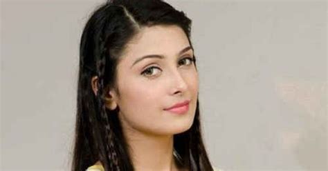 Artis Cantik Pakistan Terkenal Saat Ini