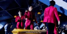 Group Of People Walking S Tenor