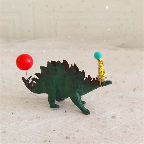 Stegosaurus Dinosaur Cake Toppers With Party Hat Dinosaur Cake