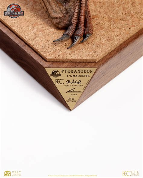 Jurassic Park Iii Pteranodon Prop Replica Cinemaquette Bringing The