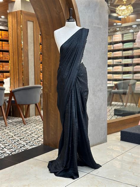 Vijithra Silk Saree M031 Maharani
